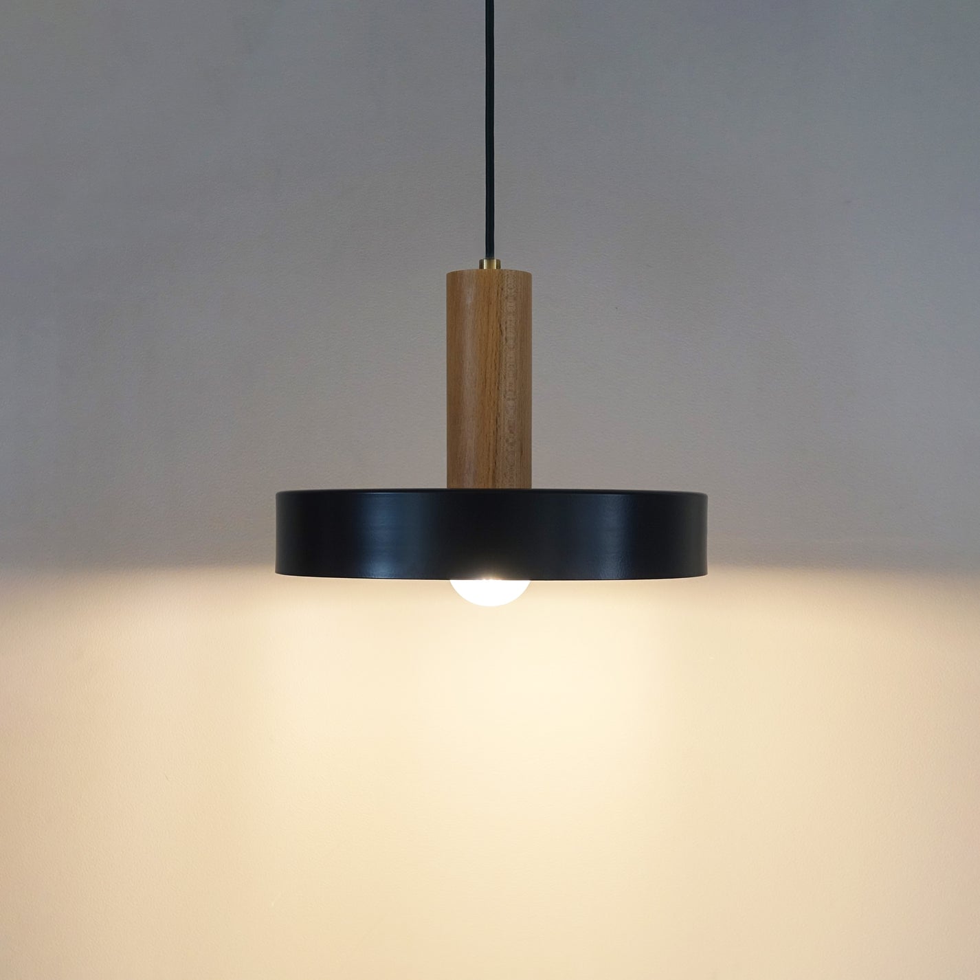 TUTU PENDANT / SHADE A (BLACK) – &LIGHT